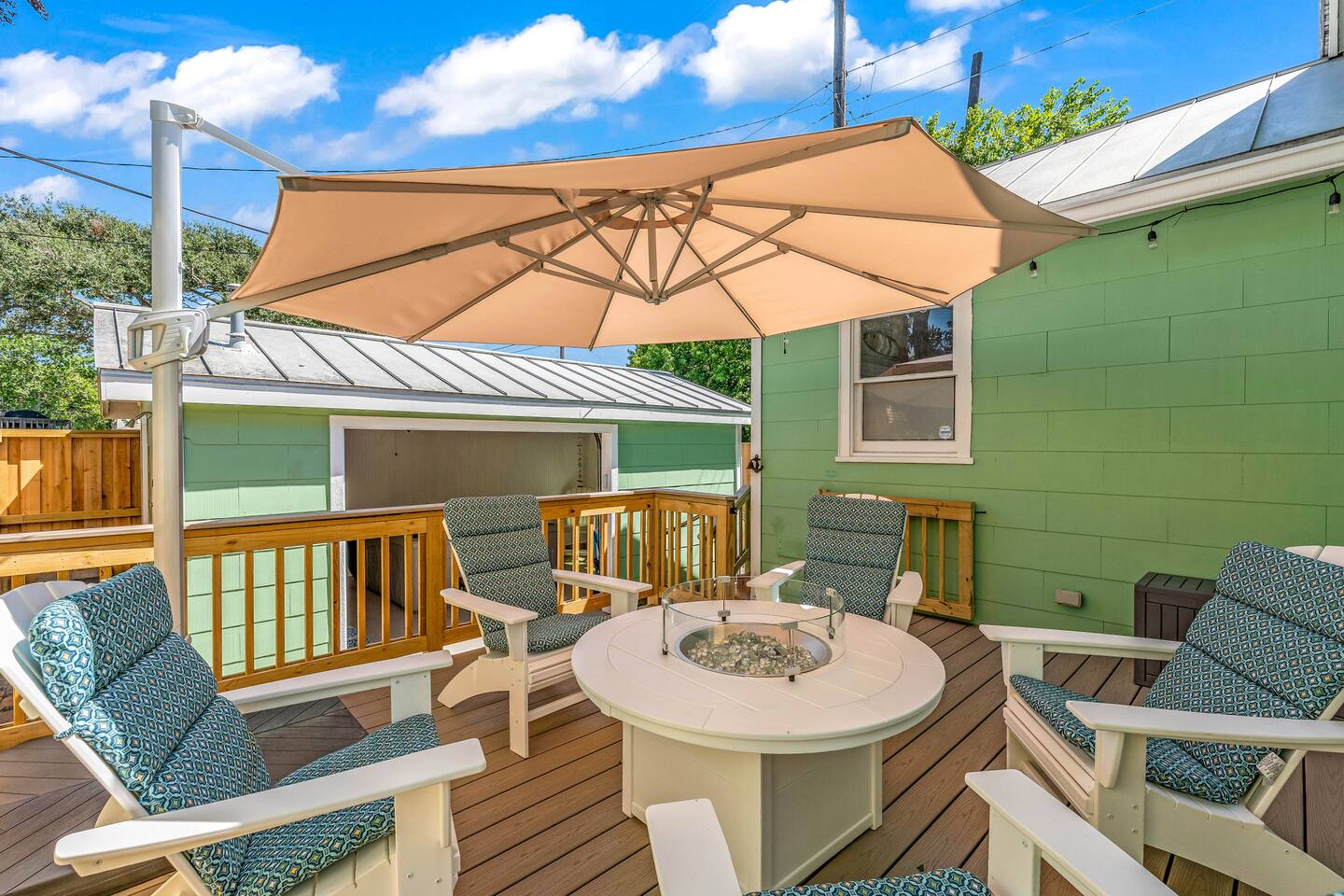 HOT TUB - Walk 2 Beach - FIRE PIT! Tortuga Tides - Galveston