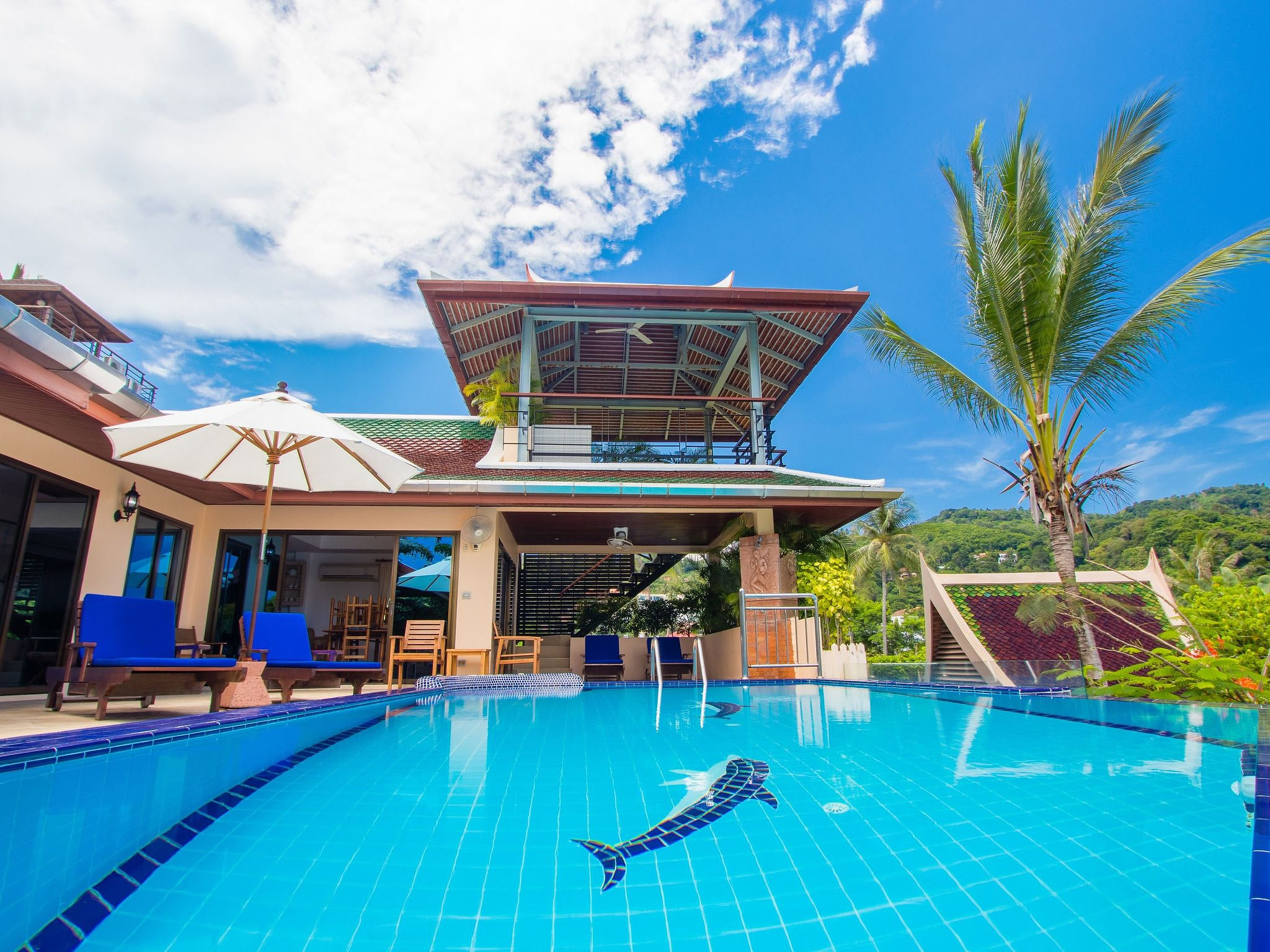 Wunderschöne private Villa mit Infinity Pool - Rawai