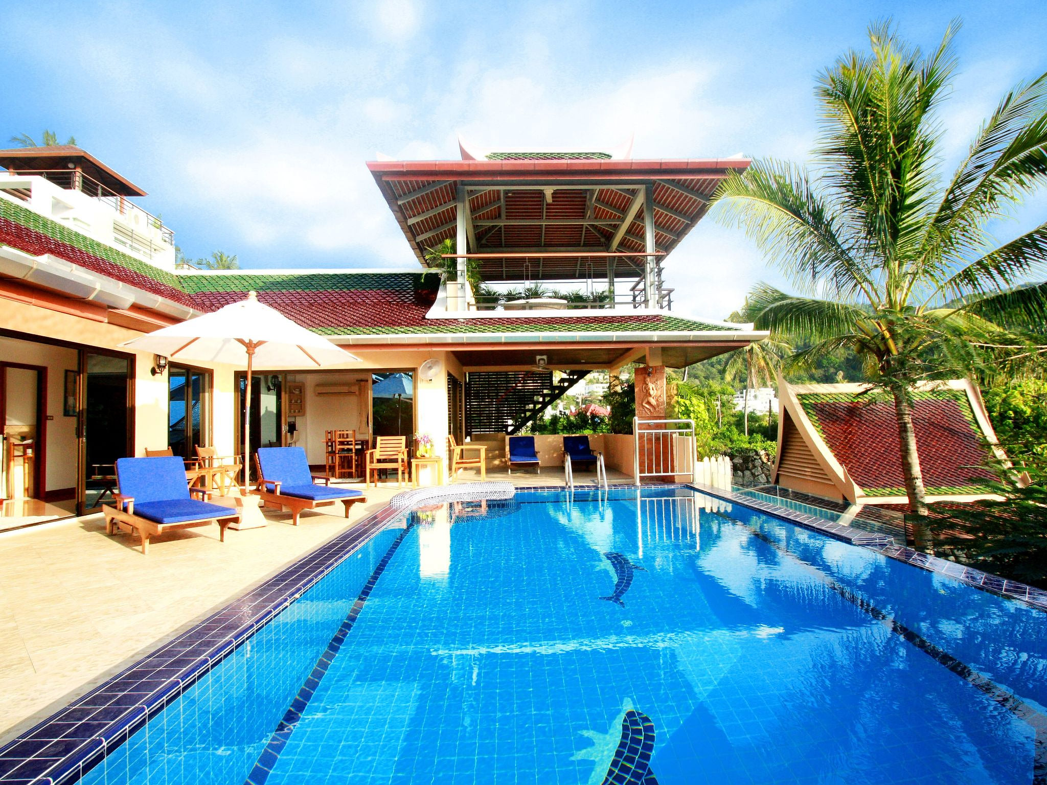 Wunderschöne private Villa mit Infinity Pool - Rawai