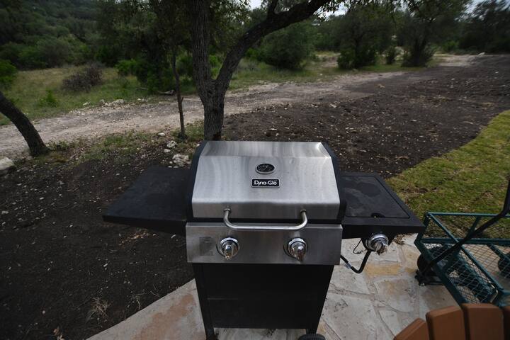 Cabin 6 of 7 at the Riv Resort! - Uvalde